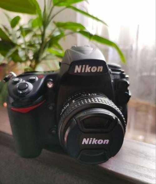 Зеркальный фотоаппарат NikonD700