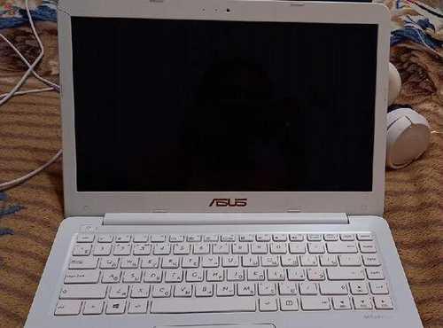 Ноутбук Asus E402S