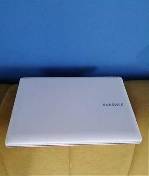 Нетбук Samsung n150plus