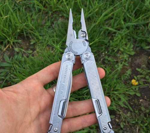 Мультитул Leatherman free P4