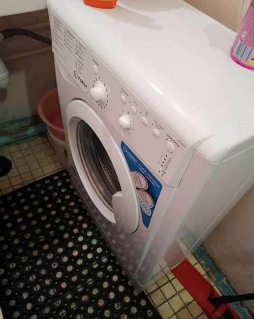 Машина indesit iwub 4085