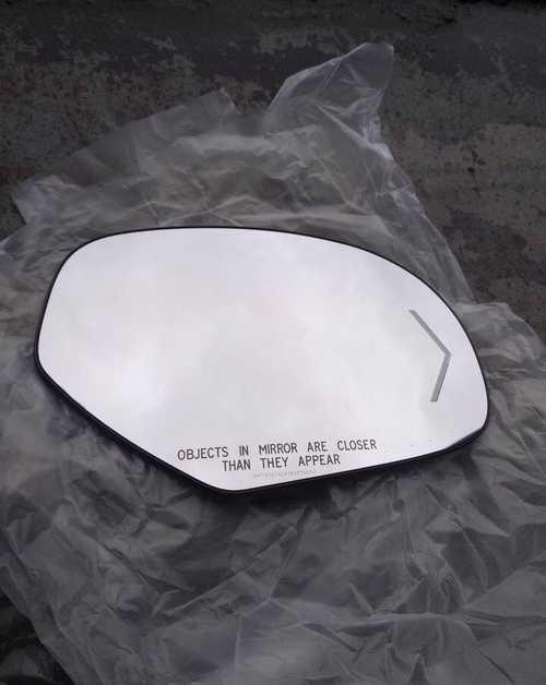 Стекло зеркала правого Тахо Эскалейд