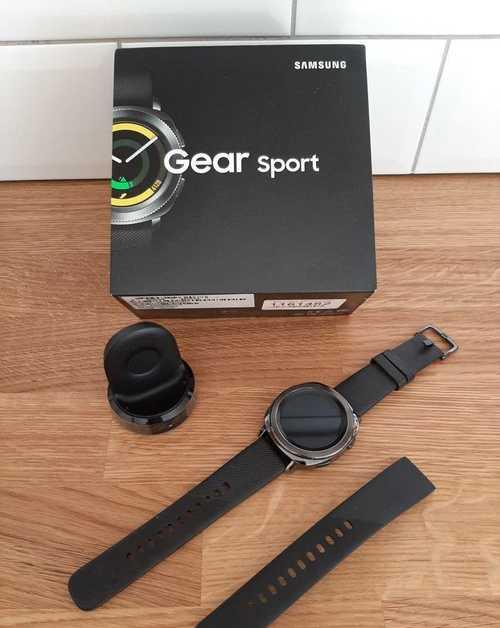 Смарт часы Gear sport Samsung