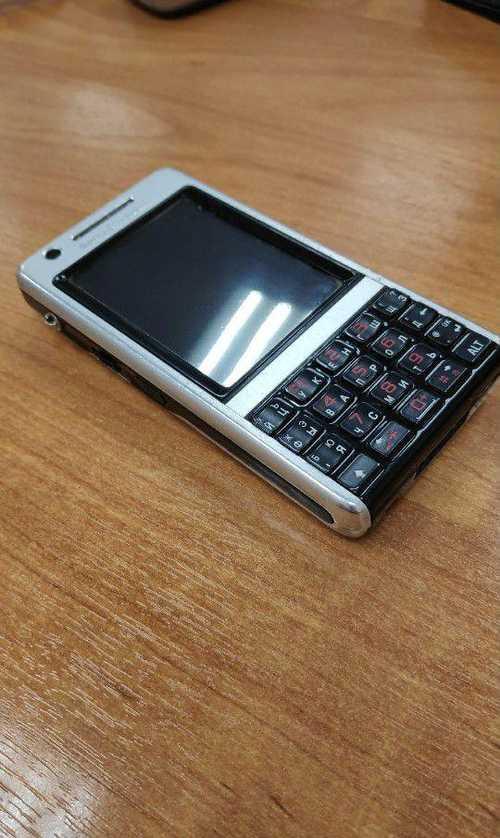 Смартфон Sony Ericsson P1i