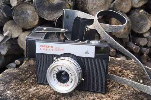 Плёночный фотоаппарат «Смена 8М (Smena)”