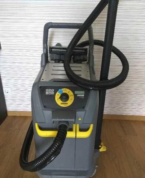 Профессиональный моющий паропылесос Karcher SGV