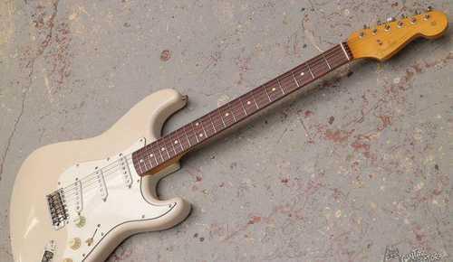 Fender ST-62 Stratocaster