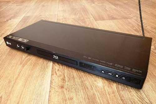 Blu-ray плеер/караоке LG BD650K