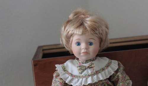 Форфоровая кукла The promenade collection Alice