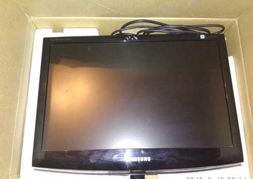 SAMSUNG SyncMaster 933NW