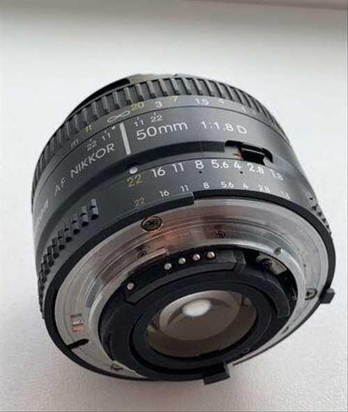 Объектив Nikon 50mm