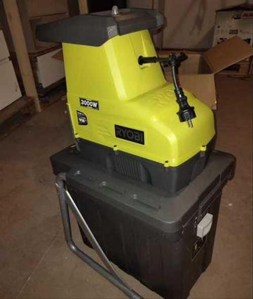 Садовый измельчитель Ryobi RSH3045U