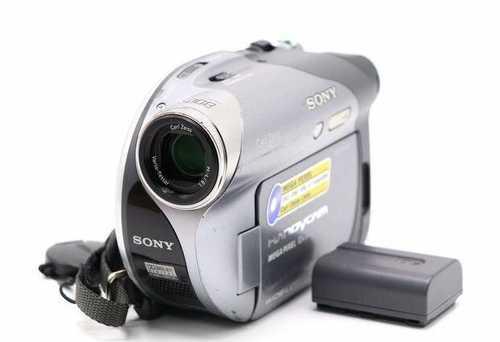Видеокамера Sony DCR-DVD205E б/у