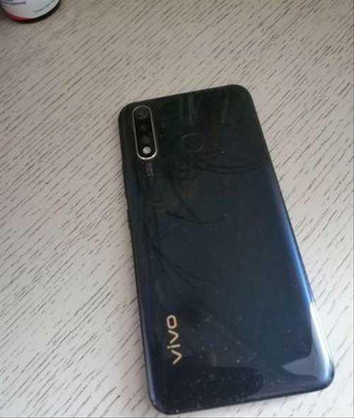 Смартфон Vivo y19