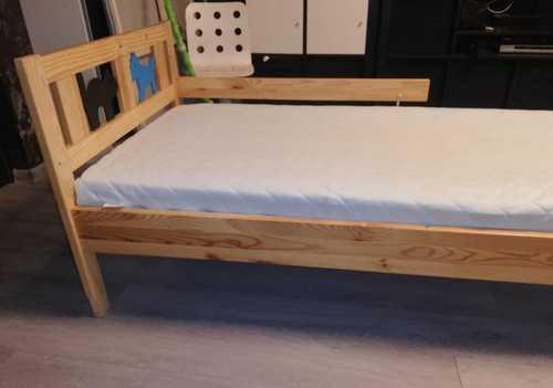 Кровать детская IKEA с бортиком