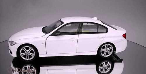 1:24 BMW 335i, white. Welly