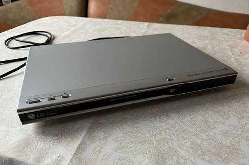 DVD плеер LG ds564x
