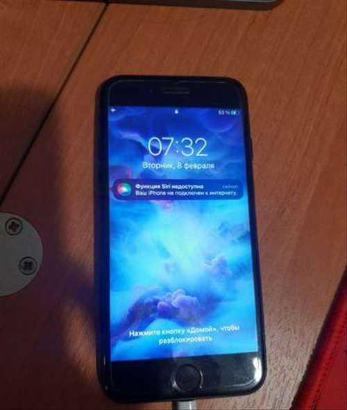 Телефон iPhone 7