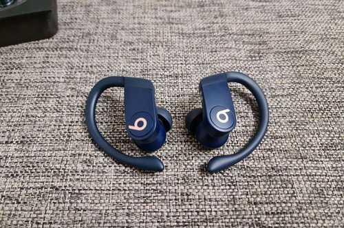 Беспроводные наушники powerbeats pro