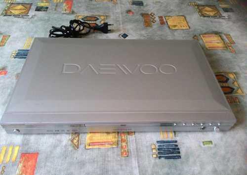 DVD-плеер "Daewoo DV-950S" с караоке