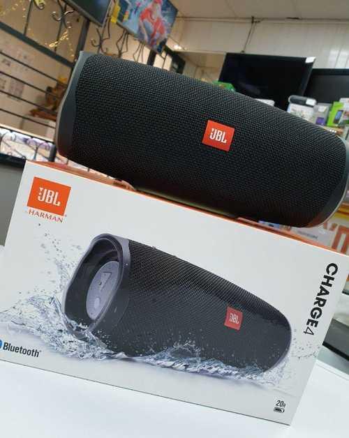 JBL charge 4