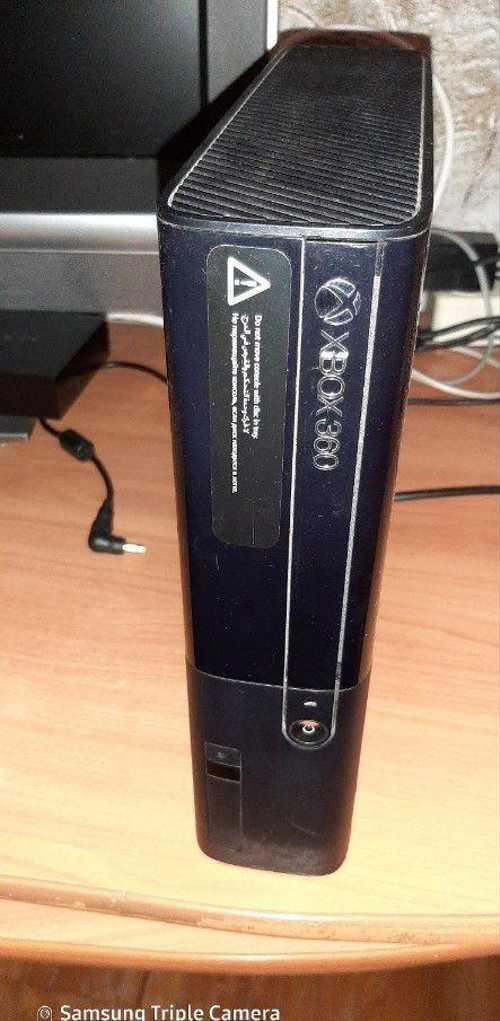 Xbox 360e 250 gb