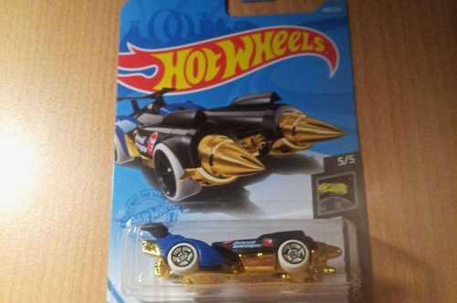 Hot wheels th treasure hunt