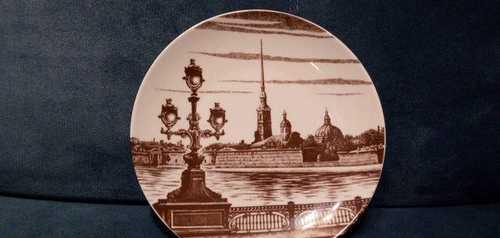 Тарелка сувенирная большая Санкт-Петербург