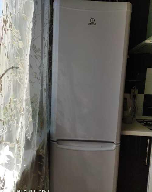 Холодильник indesit B18.025