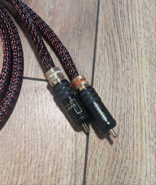 Межблочный кабель Canare L-4E6S RCA
