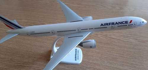 Модель самолета Boeing 777 Air France, 1:200 Herpa