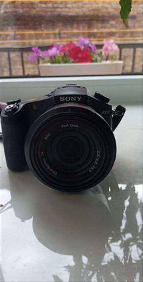 Sony Cyber-shot DSC-RX10