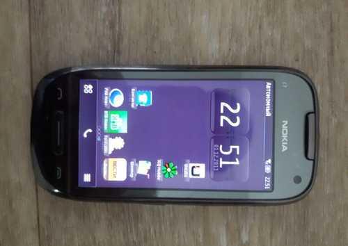 Телефон Nokia C7