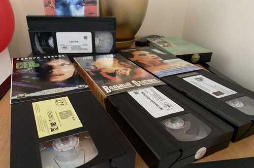 VHS кассеты (лиц.)