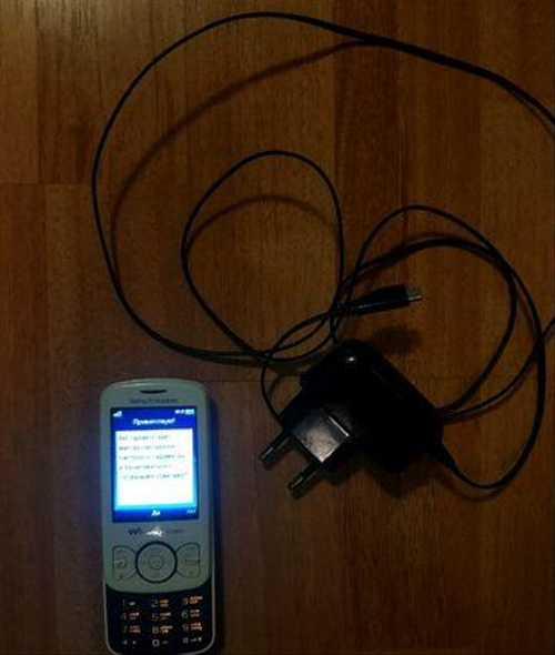 Sony Ericsson Spiro W100i