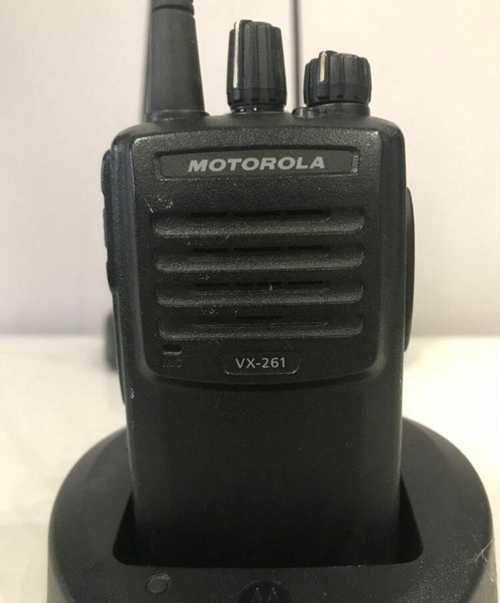 Рация Motorola vx-261