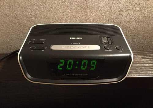 Радиобудильник Philips AJ3123