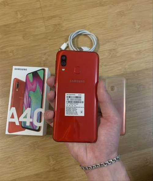 Samsung Galaxy a40 4/64gb