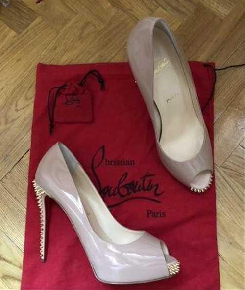 Женские туфли christian louboutin