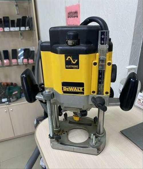 Фрезерный стол dewalt de 2000