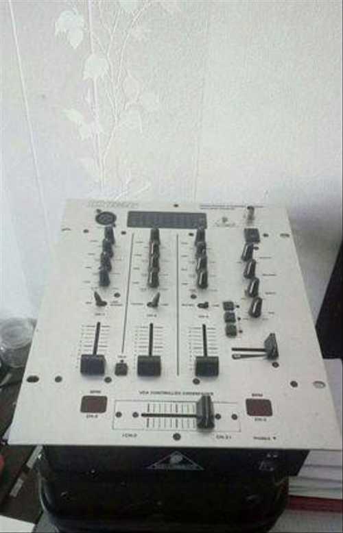 Behringer Professional dj mixer DX626