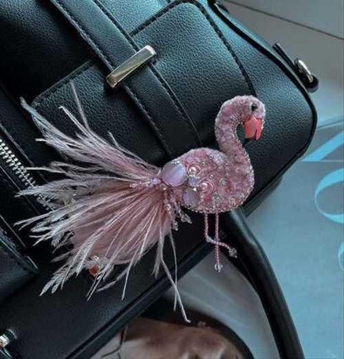 Брошь фламинго