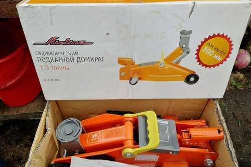 Подкатной домкрат