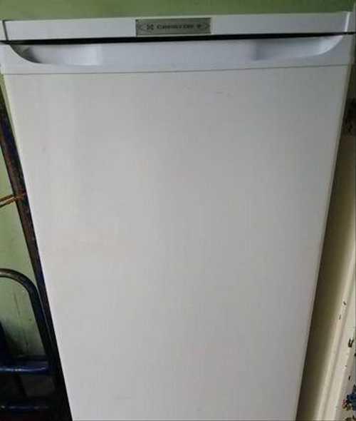 Холодильник Саратов невысокий