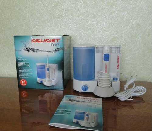 Ирригатор полости рта aquajet новый