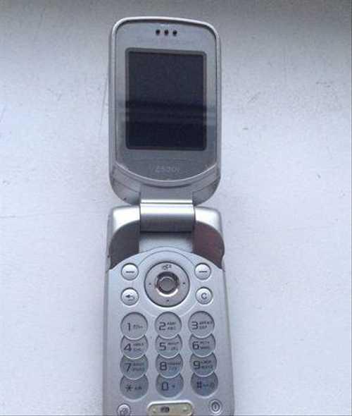 Sony Ericsson Z530i