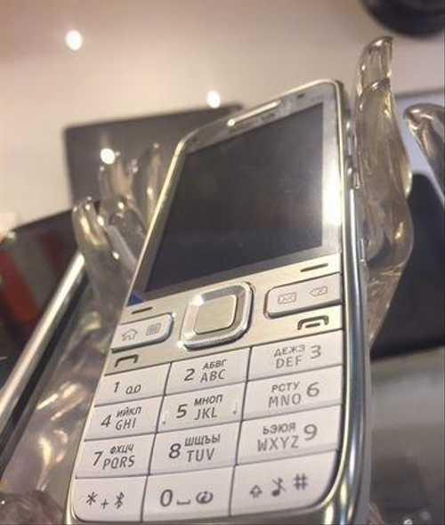 Nokia E52 E72 6700 6300.Легендарная линейка