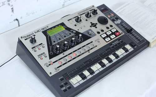 Секвенсор звуковой модуль Roland Mc 307