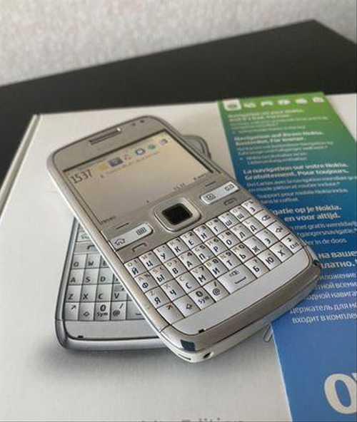 Телефон Nokia е72