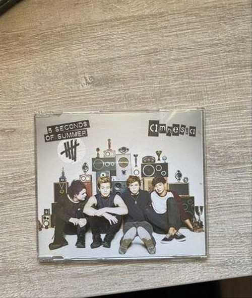 5 seconds of summer amnesia cd